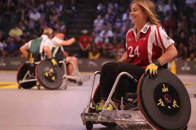 8 Inspiring Influencers with Disabilities | AFLUENCER